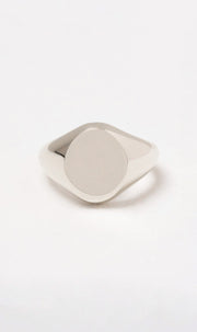 18K Large Oval Signet Ring | Hogans Family Jewellers