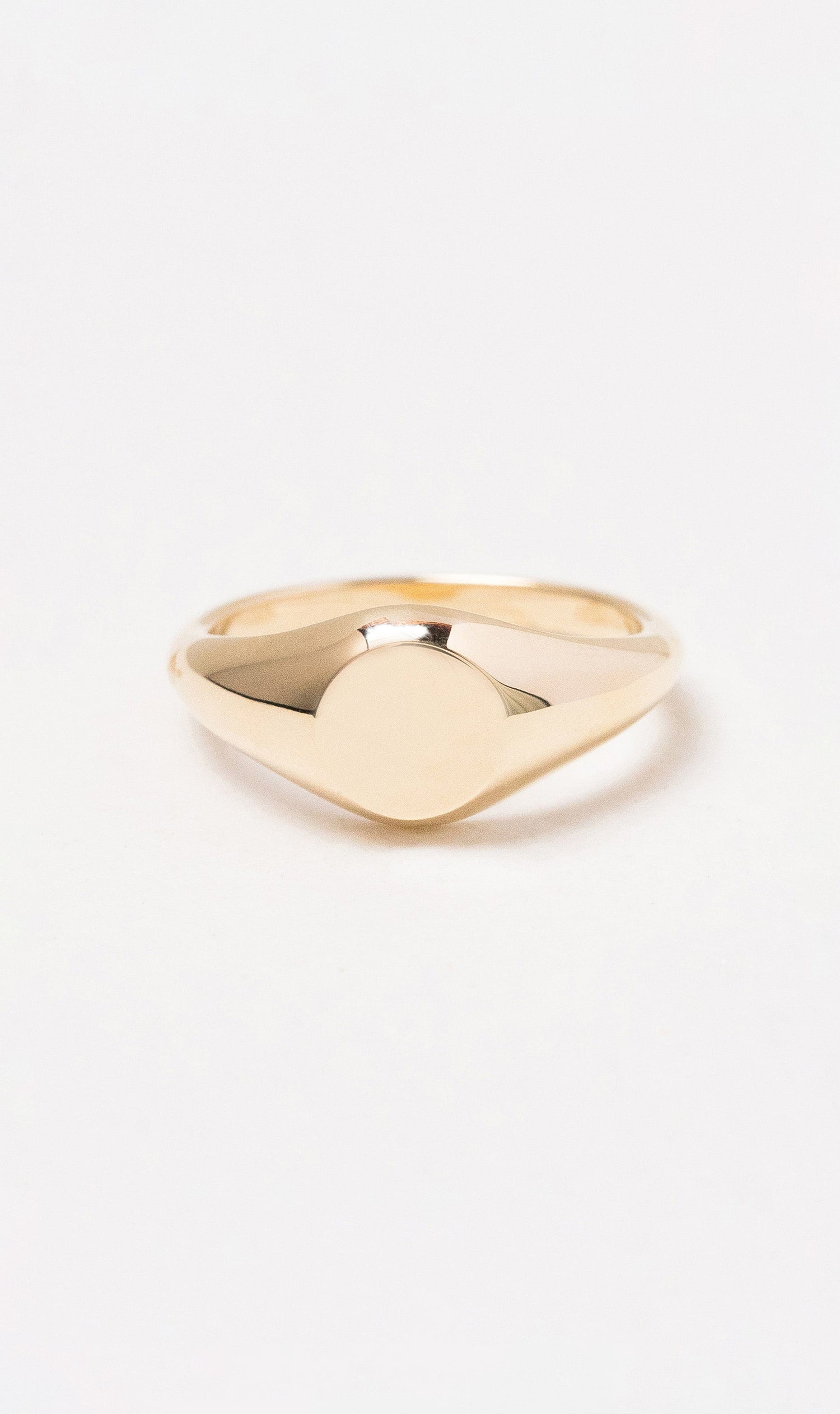9K Small Round Signet Ring | Hogans Family Jewellers